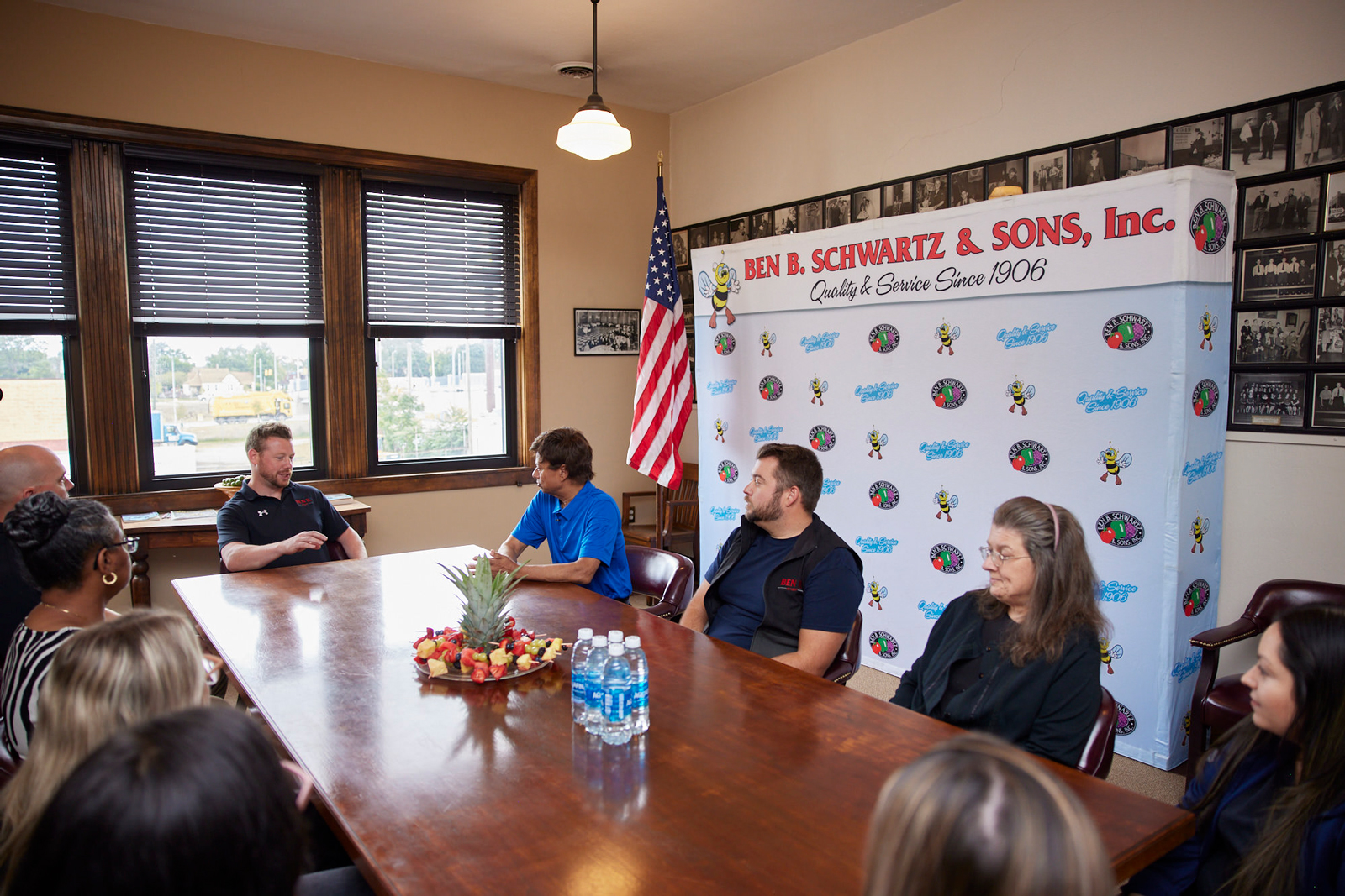 Ben B Schwartz hosts Congressman Shri Thanedar at the Detroit Produce ...